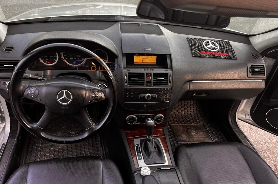 C 200 Mercedes 2009 Cairo Silver 6800005 - Car for sale : Hatla2ee