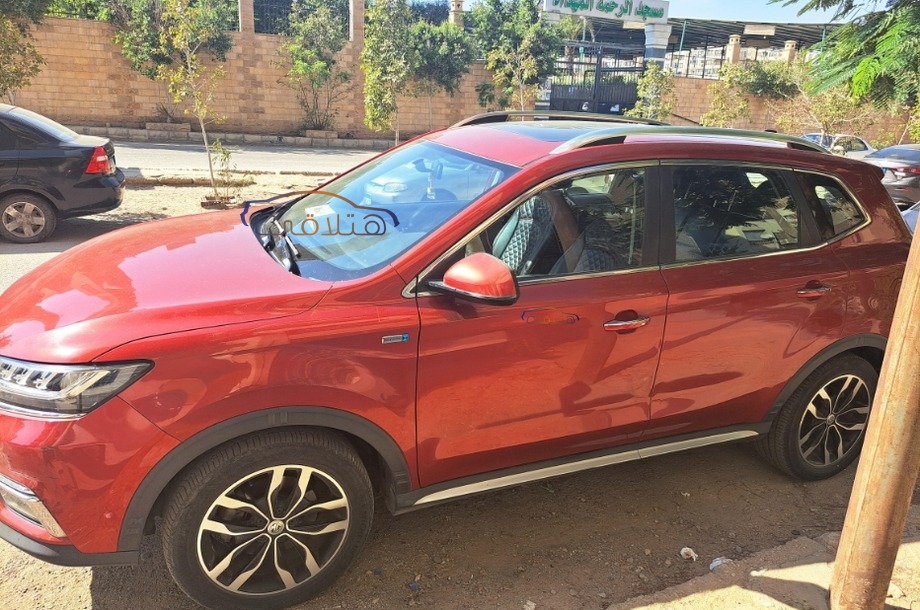 Rx5 MG 2019 Tagamo3 - New Cairo Dark red 6802031 - Car for sale : Hatla2ee