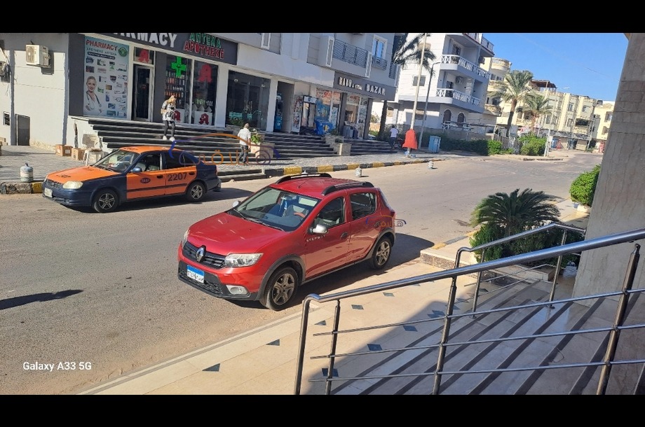 Sandero Step Way Renault 2019 Qena Red 6802576 - Car for sale : Hatla2ee