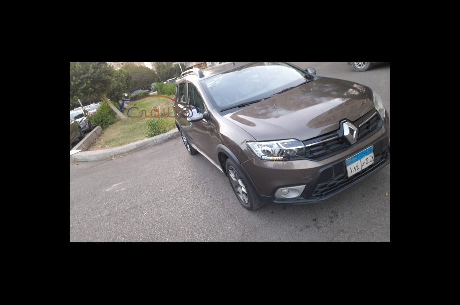 Sandero Step Way Renault 2019 Cairo Brown 6805393 - Car for sale : Hatla2ee
