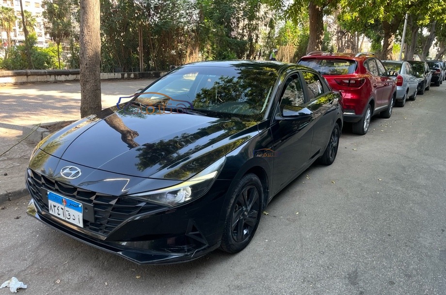 Elantra CN7 Hyundai 2021 El Manial Black 6814730 - Car for sale : Hatla2ee