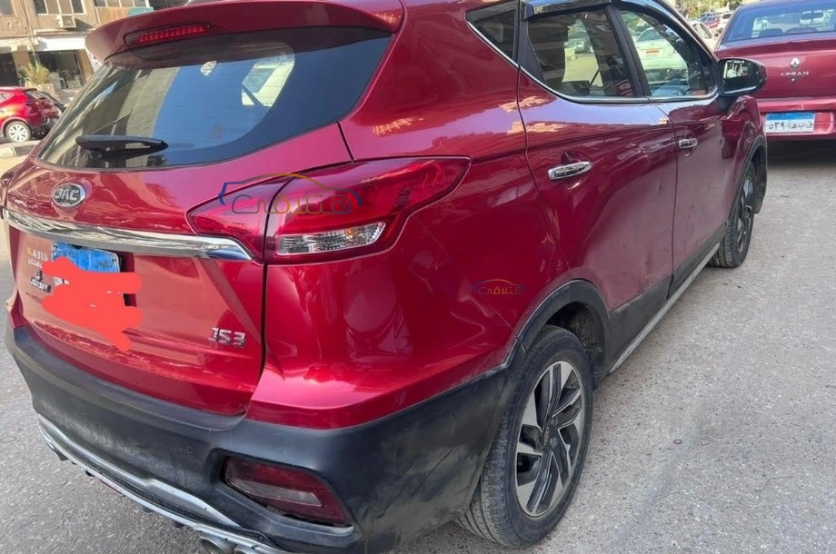 JS3 Jac 2022 Pyramids Gardens Red 6815003 - Car for sale : Hatla2ee