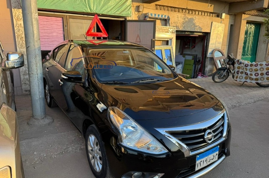 Sunny Nissan 2021 Tala Black 6819673 - Car for sale : Hatla2ee