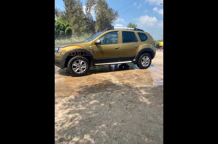 Duster Renault 2016 Kom Hamada Gold 6827042 - Car for sale : Hatla2ee