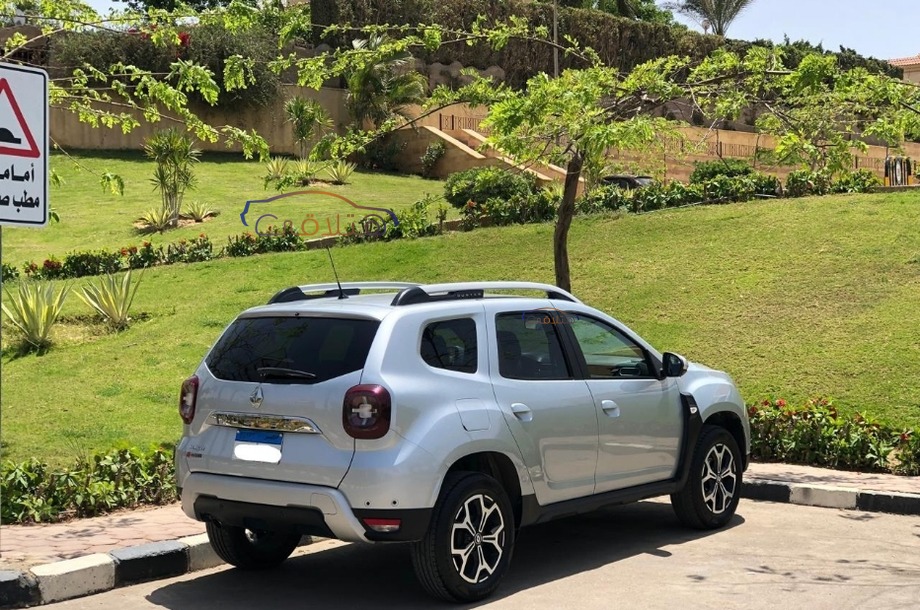 Duster Renault 2020 Nasr city Silver 6828388 - Car for sale : Hatla2ee