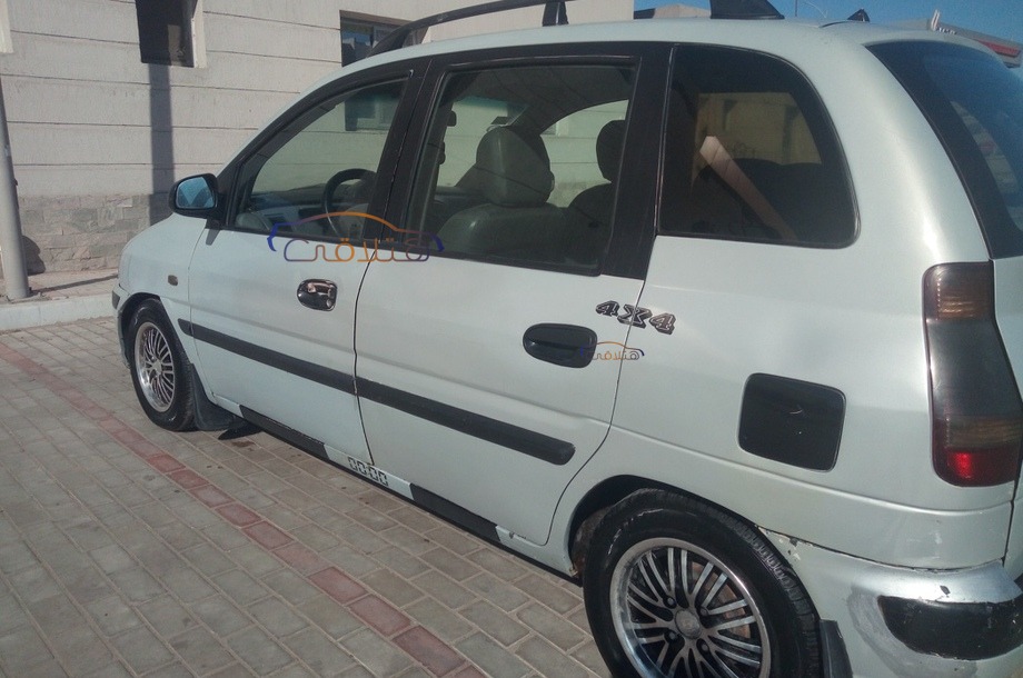 Matrix Hyundai 2006 Alexandria Silver 6830954 - Car for sale : Hatla2ee