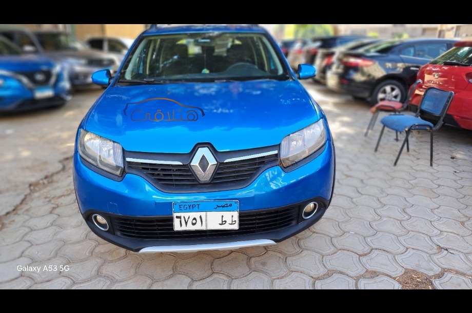 Sandero Step Way Renault 2017 Nasr city Blue 6831101 - Car for sale ...