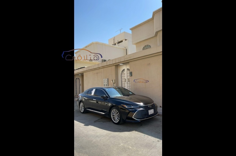 Avalon Toyota 2020 Abha Brown 6831593 - Car for sale : Hatla2ee