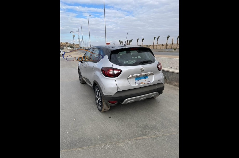 Captur Renault 2019 6 October Silver 6832096 - Car for sale : Hatla2ee