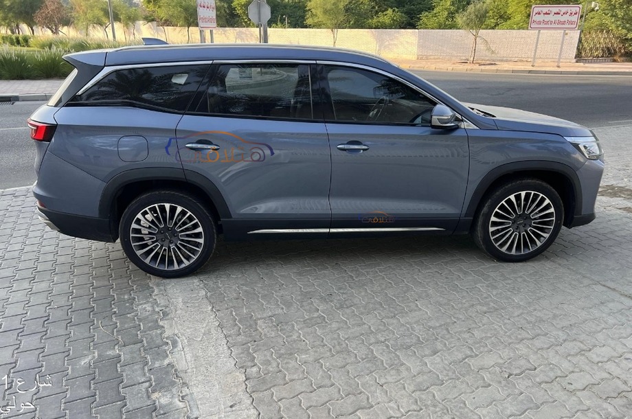 X90 Jetour 2023 Pyramids Gardens Gray 6842951 - Car for sale : Hatla2ee