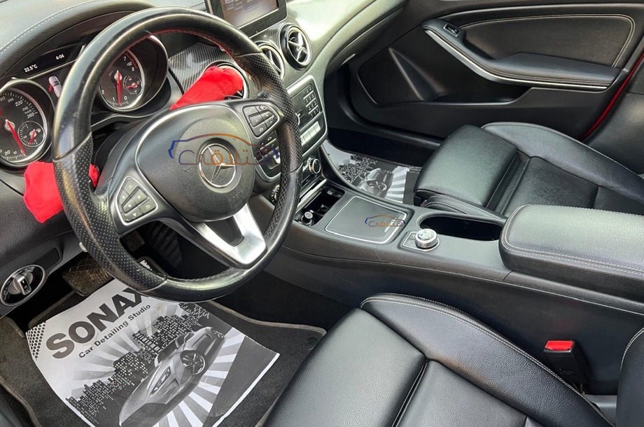 CLA 200 Mercedes 2020 Cairo Red 6843049 - Car for sale : Hatla2ee