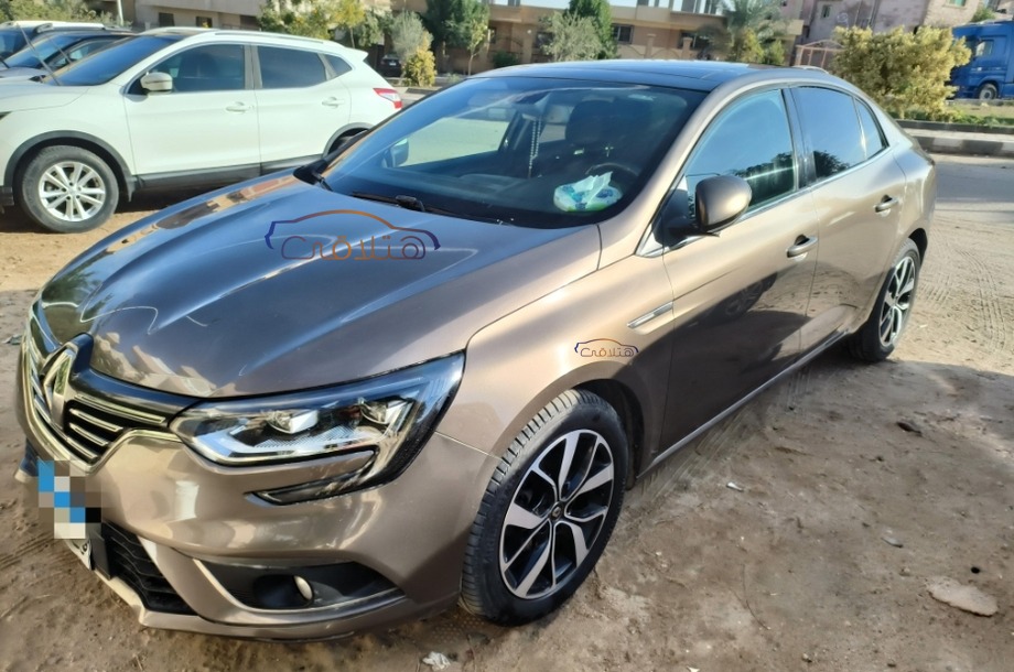 Megane Renault 2020 Obour City Brown 6845828 - Car for sale : Hatla2ee