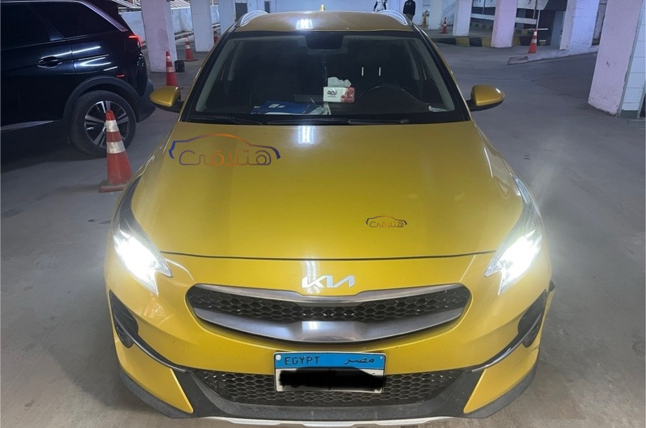 Xceed Kia 2022 Nasr city Gold 6846020 - Car for sale : Hatla2ee