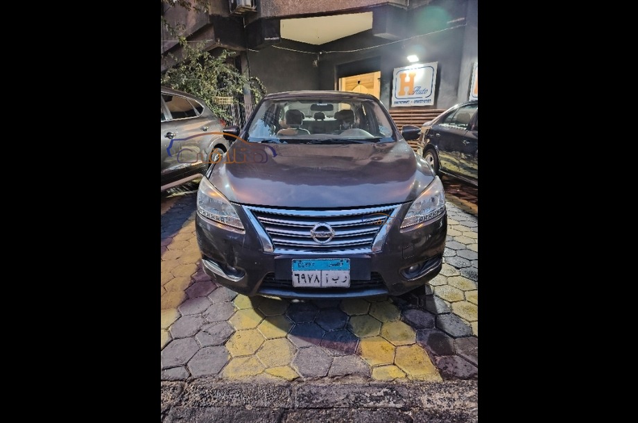 Sentra Nissan 2016 Cairo Dark grey 6849548 - Car for sale : Hatla2ee
