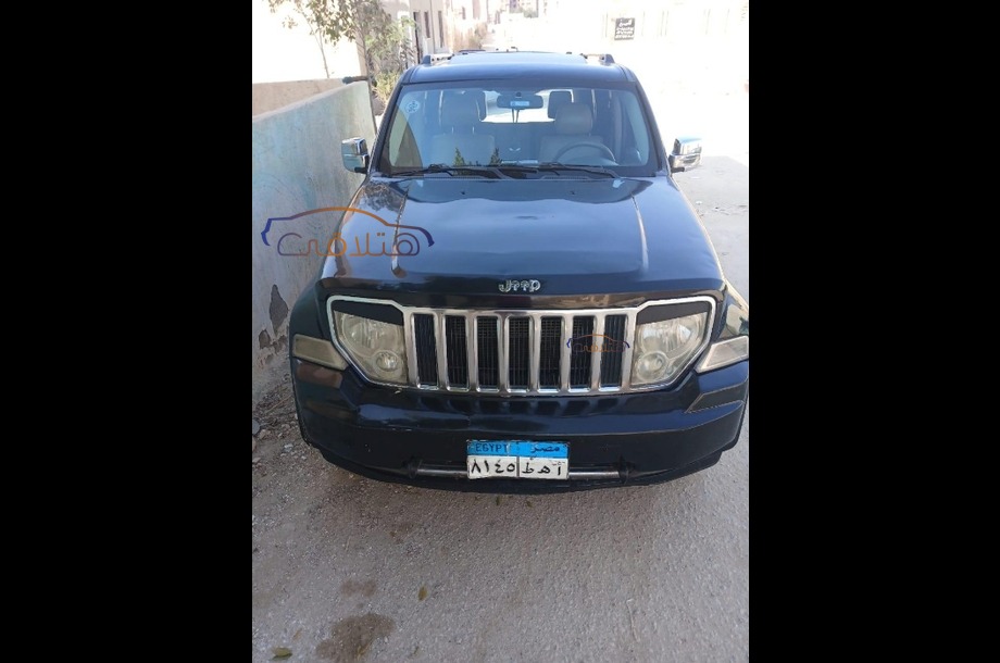 Grand Cherokee Jeep 2010 Cairo Black 6850541 - Car for sale : Hatla2ee