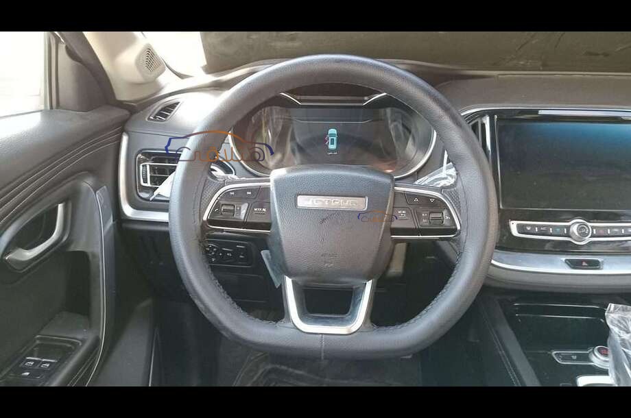 X70 Jetour 2022 Maadi White 6850606 - Car for sale : Hatla2ee