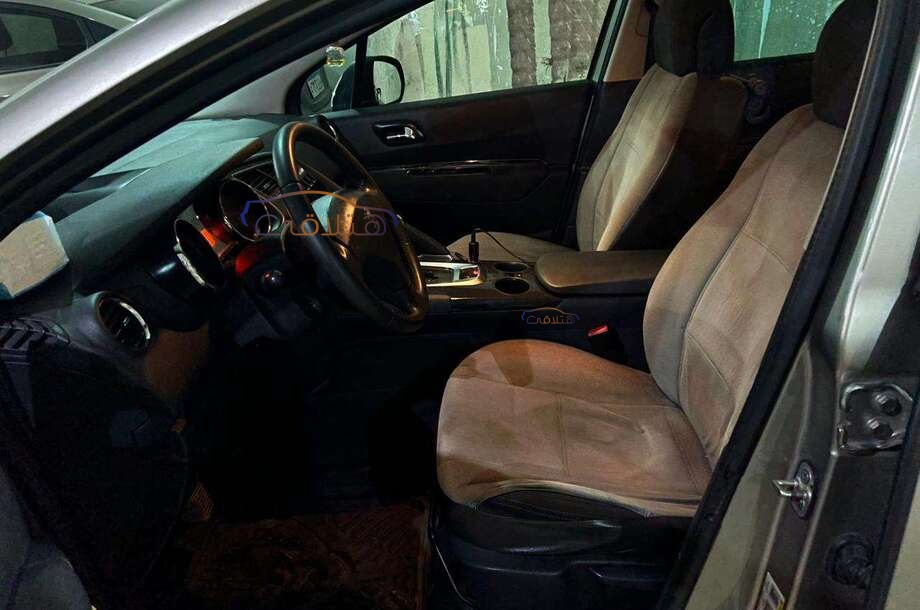 3008 Peugeot 2015 6 October Gold 6854986 - Car for sale : Hatla2ee
