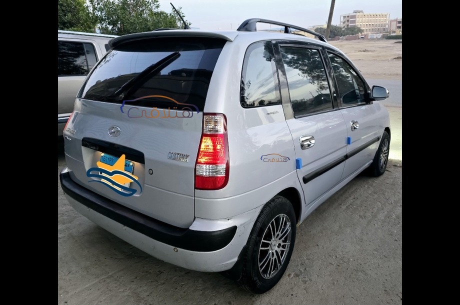 Matrix Hyundai 2006 Quesna Silver 6857174 - Car for sale : Hatla2ee