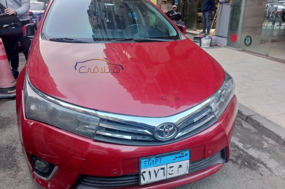 Corolla Toyota 2015 Cairo Red 6858752 - Car for sale : Hatla2ee