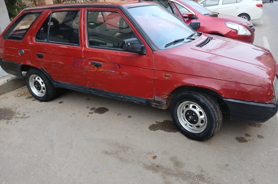 Foreman Skoda 1994 Sheikh Zayed City Red 6861049 - Car for sale : Hatla2ee
