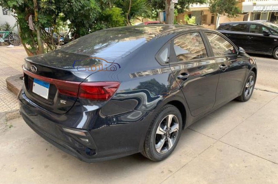 Grand Cerato Kia Al Shorouk Dark blue 6862669 - Car for sale : Hatla2ee
