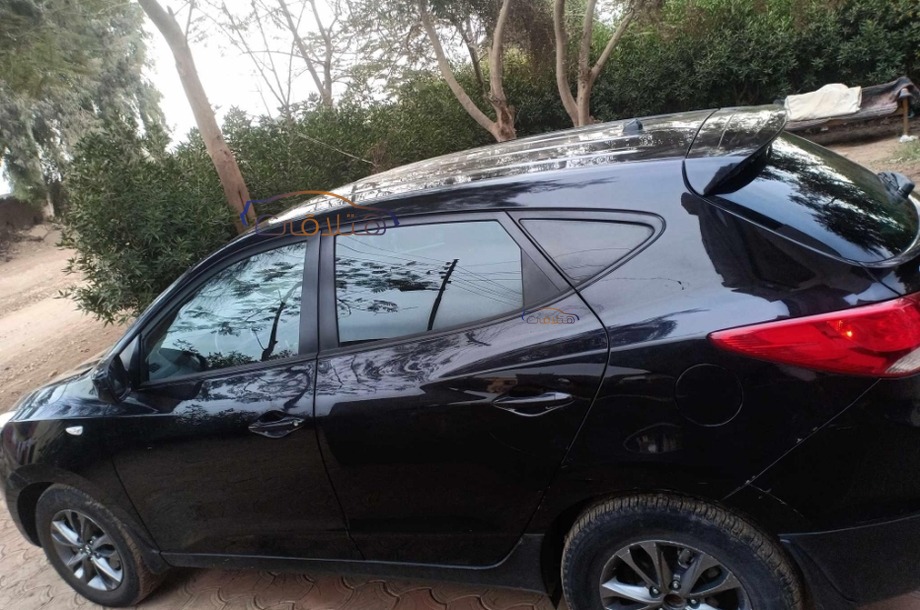IX 35 Hyundai 2015 Ashmoun Black 6864995 - Car for sale : Hatla2ee