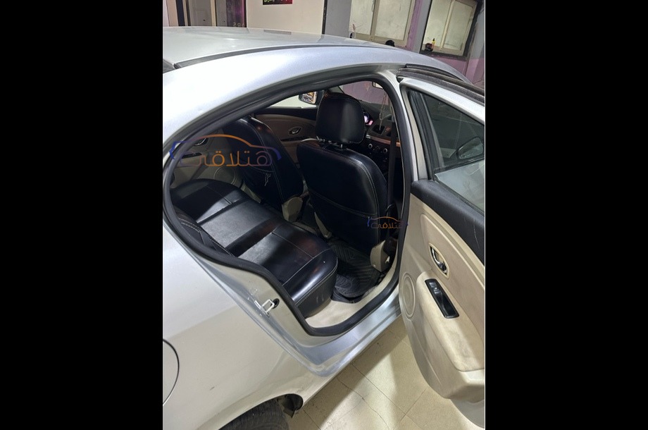 Fluence Renault 2015 Mokattam Silver 6865680 - Car for sale : Hatla2ee
