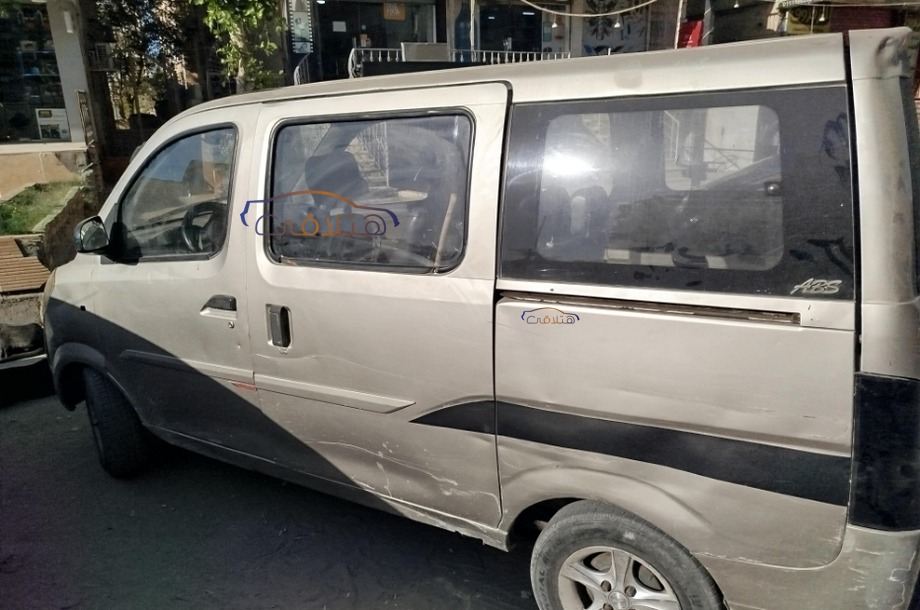 N200 Chevrolet 2011 6 October Silver 6866969 - Car for sale : Hatla2ee