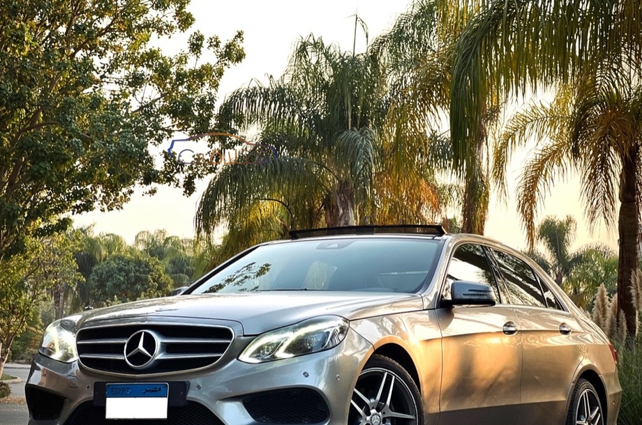 E 250 Mercedes 2014 Maadi Silver 6870109 - Car for sale : Hatla2ee