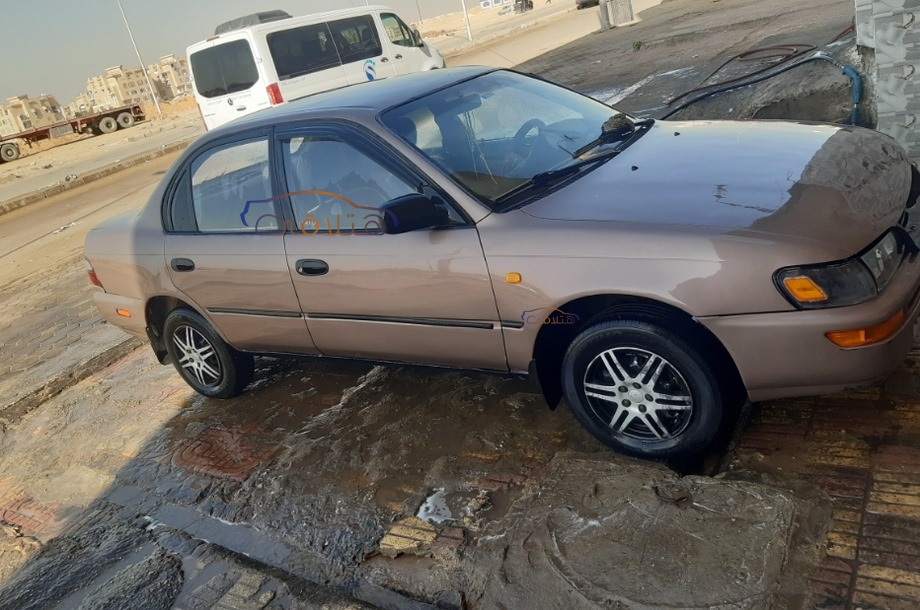Corolla Toyota 1992 6 October Champagne 6870158 - Car for sale : Hatla2ee