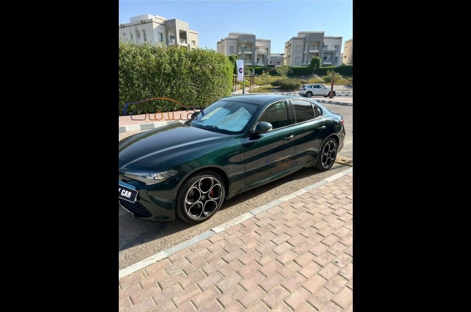 Giulia Alfa Romeo 2021 Cairo Dark green 6872303 - Car for sale : Hatla2ee