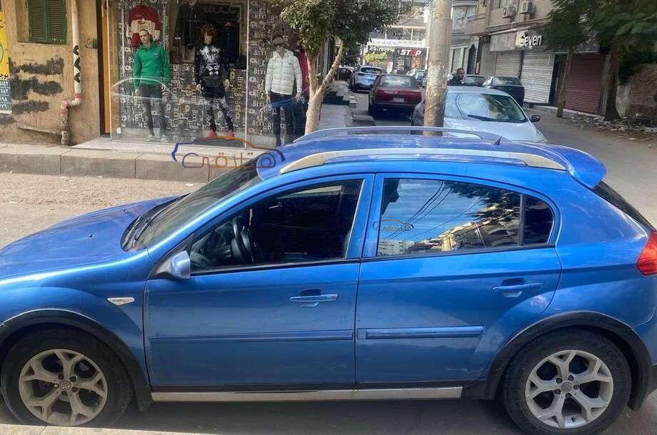 FRV Cross Brilliance 2013 Zagazig Blue 6873646 - Car for sale : Hatla2ee