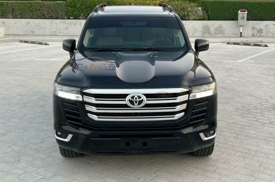 Land Cruiser Toyota Abu Dhabi Black 6873808 - Car for sale : Hatla2ee