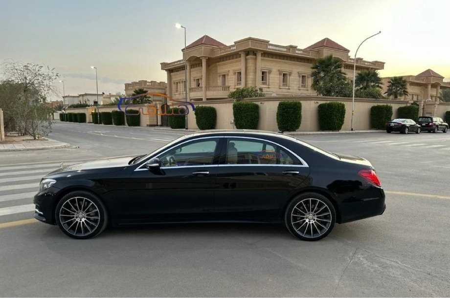 S 400 Mercedes 2014 Riyadh Black 6874370 - Car for sale : Hatla2ee