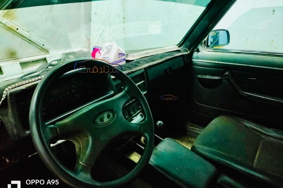 Niva Lada 2010 Faqous Silver 6874902 - Car for sale : Hatla2ee