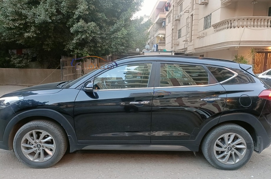 Tucson Hyundai 2017 Heliopolis Black 6875853 - Car for sale : Hatla2ee