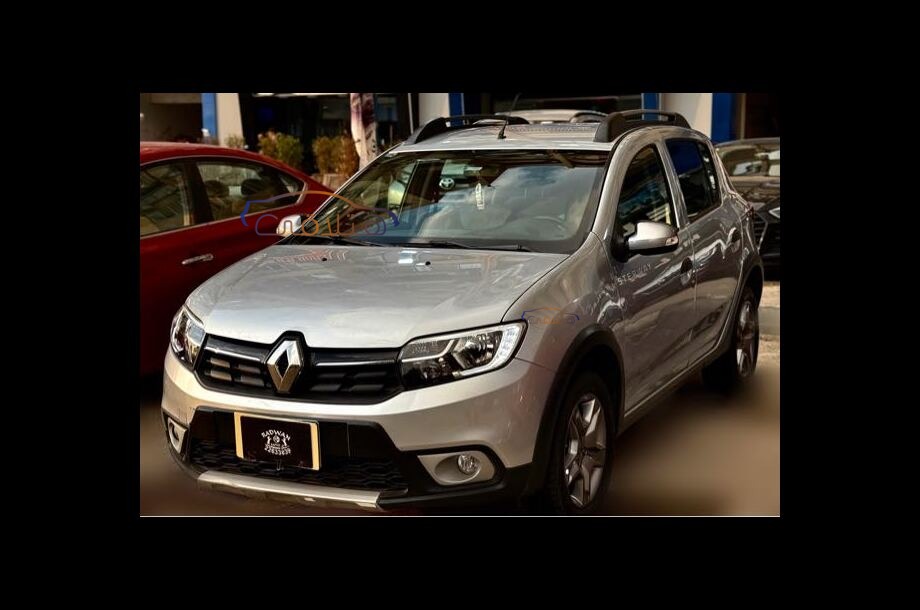 Sandero Step Way Renault 2022 Nasr city Silver 6876287 - Car for sale ...