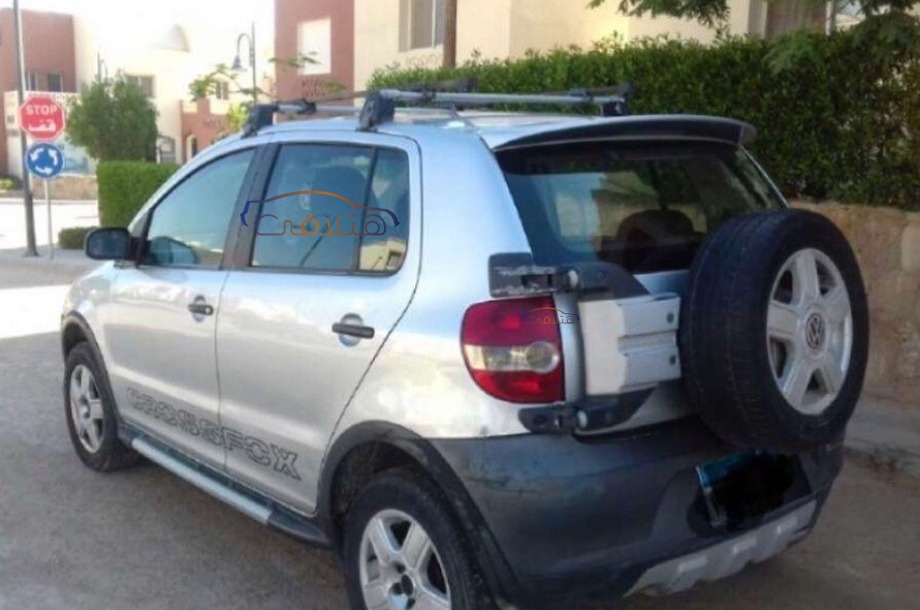 Fox Volkswagen 2006 Red Sea Silver 6878057 - Car for sale : Hatla2ee