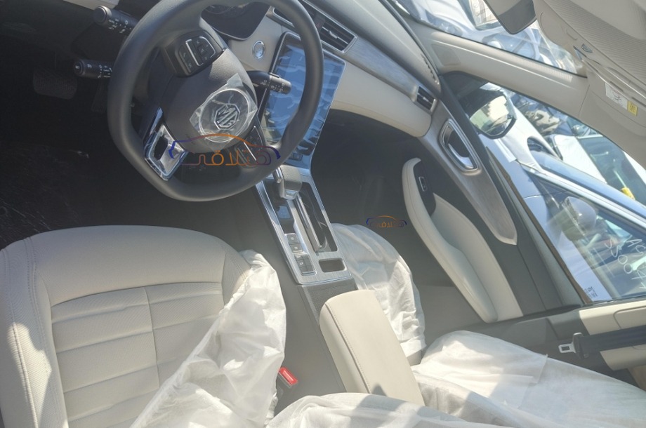 RX5 Plus MG 2025 Nasr city Black 6879533 - Car for sale : Hatla2ee