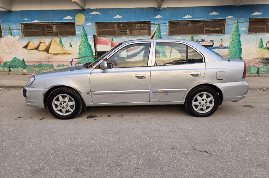 Verna Hyundai 2012 Helwan Silver 6880302 - Car for sale : Hatla2ee