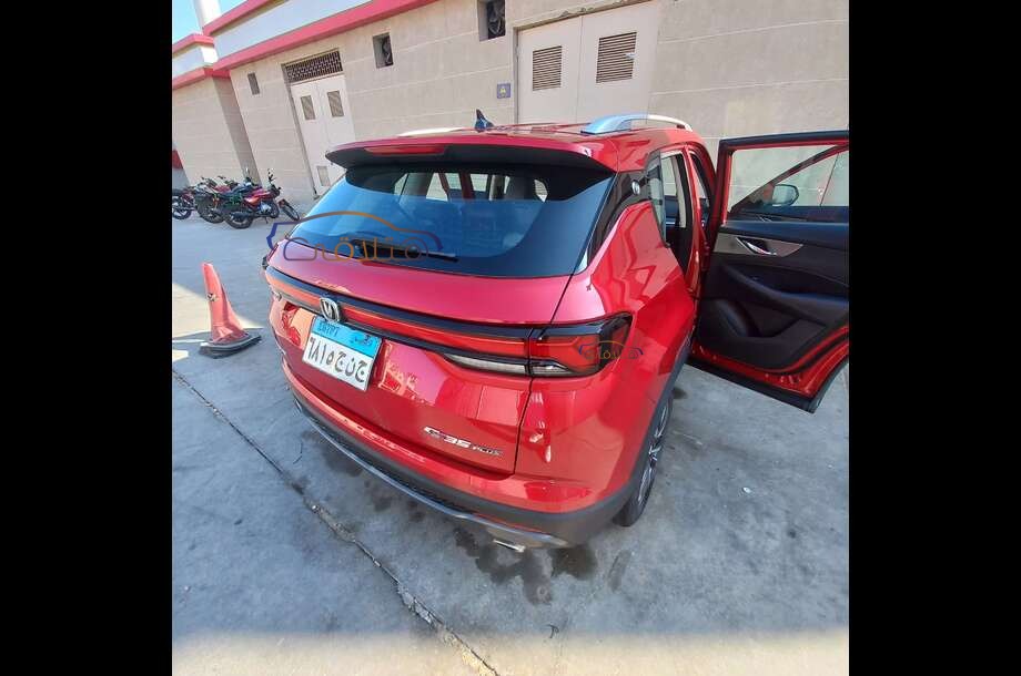 CS 35 Plus Changan 2022 Tagamo3 - New Cairo Red 6880620 - Car for sale ...