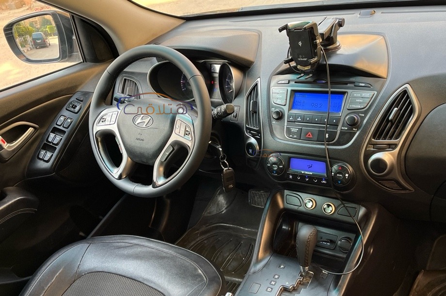 IX 35 Hyundai 2015 6 October Black 6880943 - Car for sale : Hatla2ee