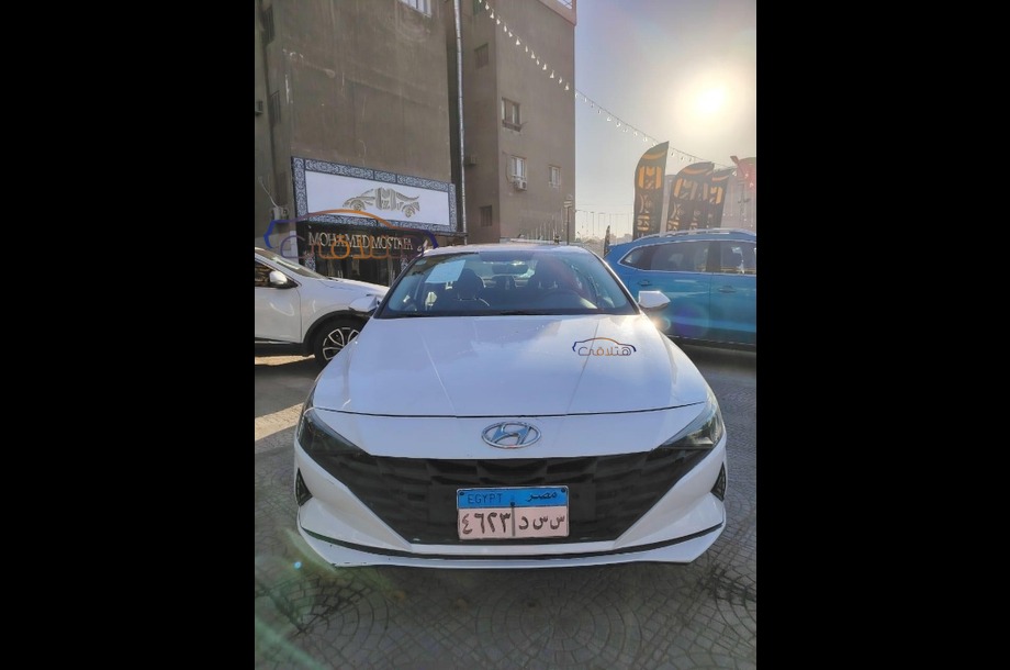 Elantra CN7 Hyundai 2021 Cairo White 6882009 - Car for sale : Hatla2ee