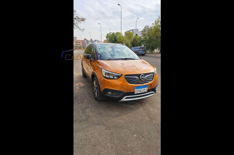Crossland Opel 2018 Sheikh Zayed City Gold 6882092 - Car for sale ...