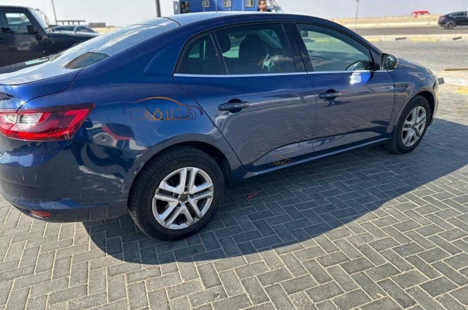 Megane Renault 2020 Heliopolis Blue 6882132 - Car for sale : Hatla2ee