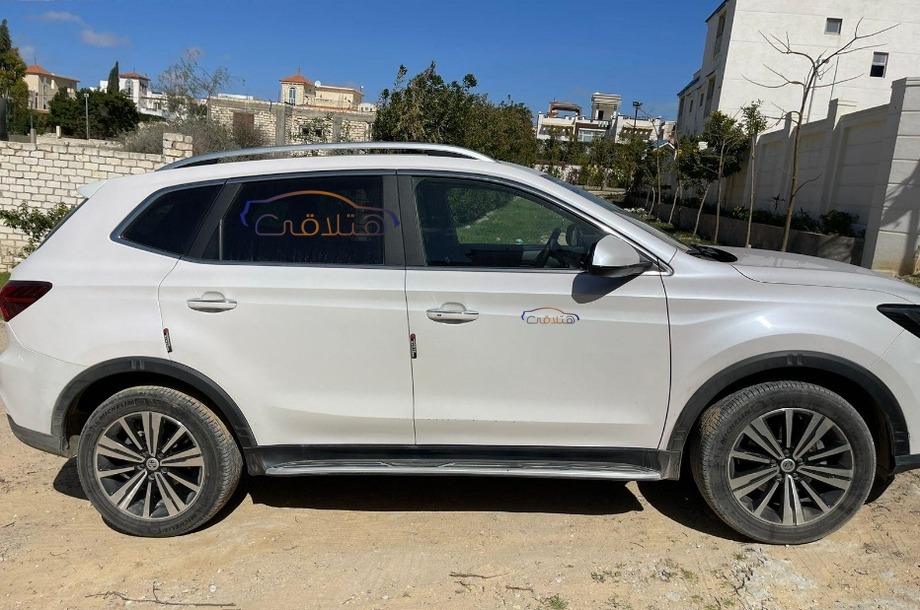 Rx5 MG 2021 Alexandria White 6883846 - Car for sale : Hatla2ee