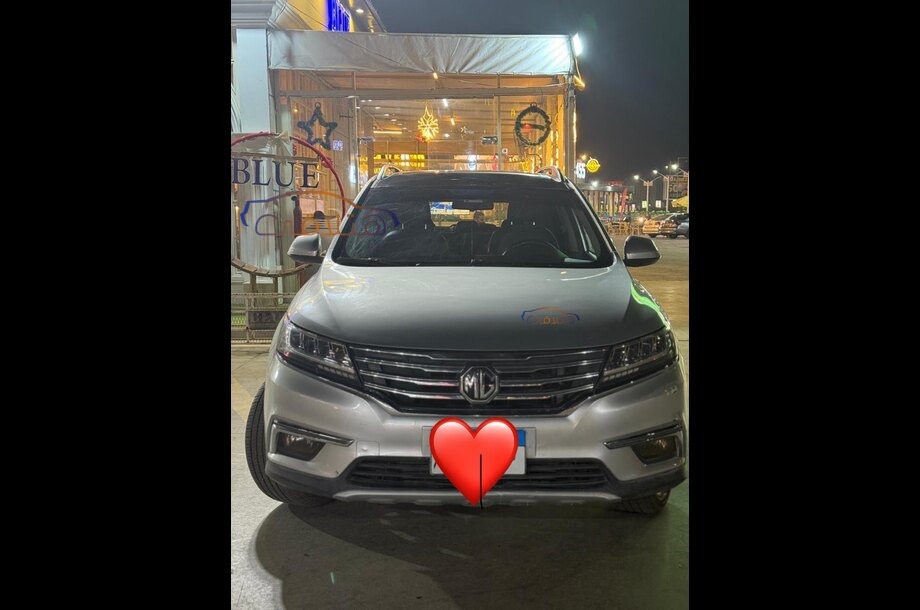 Rx5 MG 2019 Pyramids Gardens Silver 6885693 - Car for sale : Hatla2ee