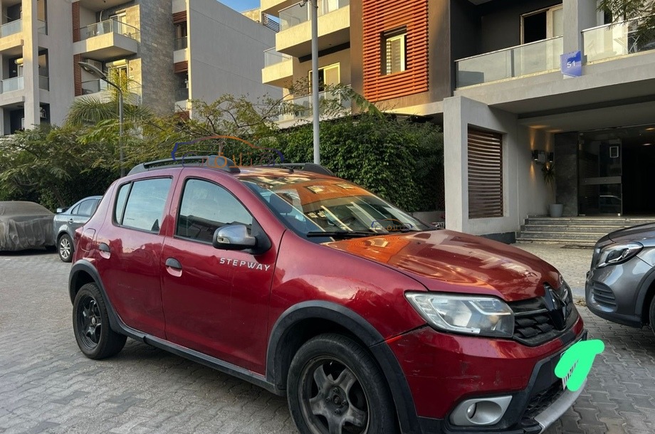 Sandero Step Way Renault 2018 Sheikh Zayed City Dark red 6888113 - Car ...
