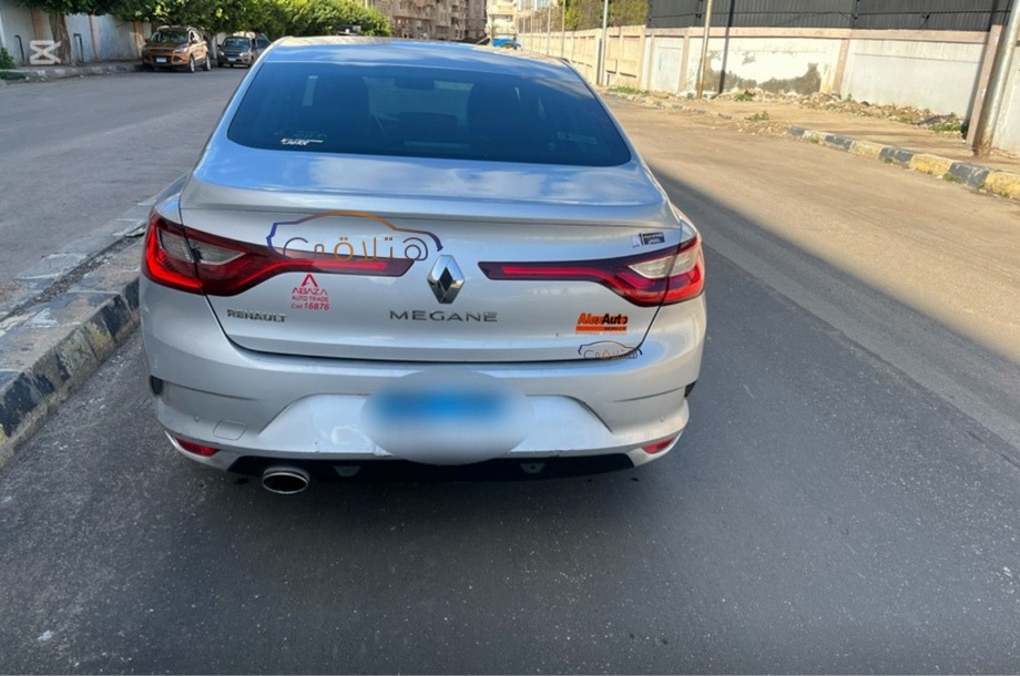 Megane Renault 2019 Alexandria Silver 6890346 - Car for sale : Hatla2ee