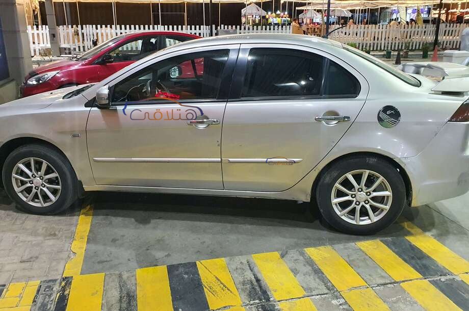 Lancer EX Shark Mitsubishi 2015 Al Shorouk Gold 6890515 - Car for sale ...